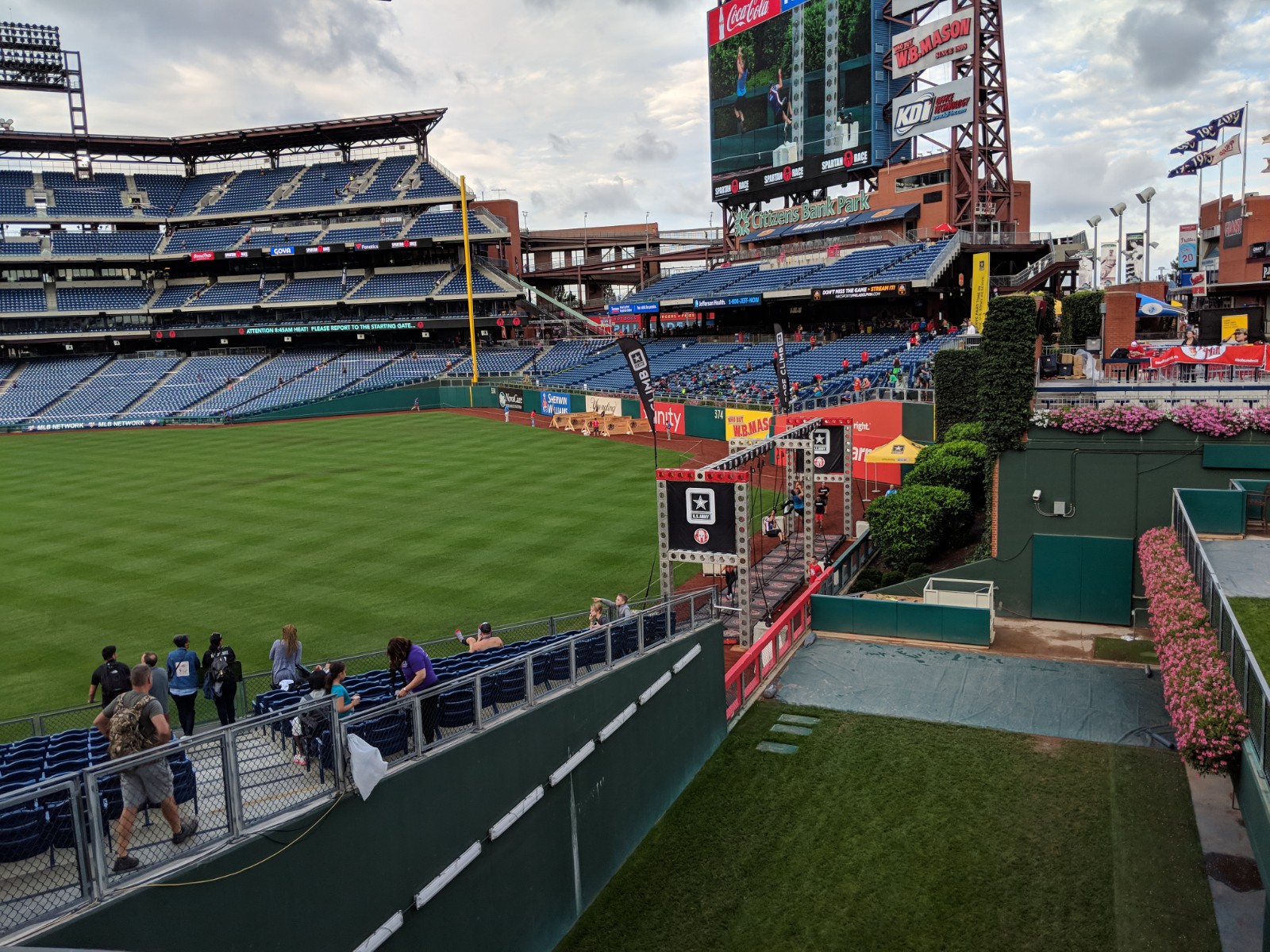 Race Recap: Citizen's Bank Park Spartan Sprint Stadium Series | Mud Run ...